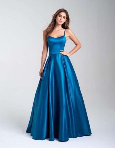 Azarue's Formal Salon | Azarue's Bridal & Formal